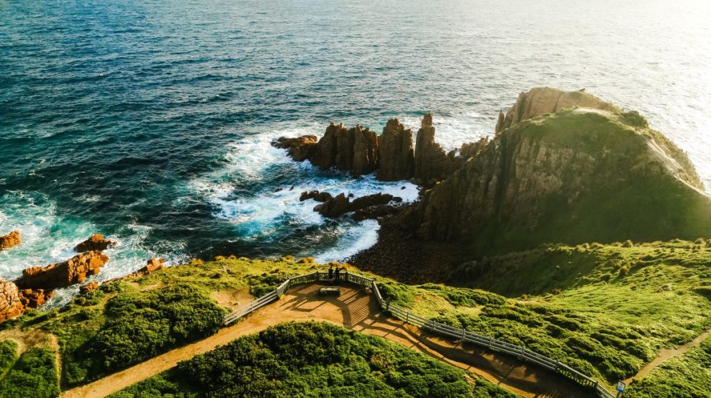 Phillip Island Hop-On Hop-Off Bus Tours | Phillip Island Tour Bus
